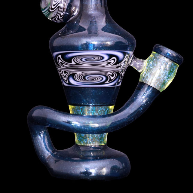 Sir Pyro Glass Waterpipe – Lit Smoke Shop Us